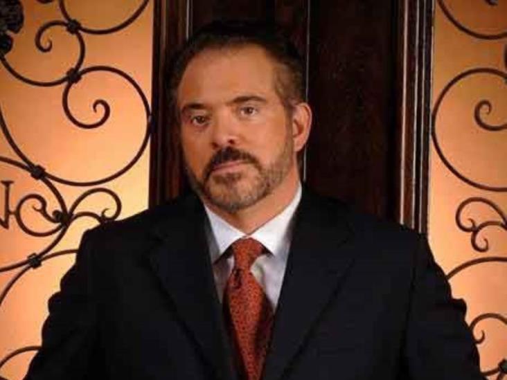 México entrega Premio Ohtli a publicista Alex López Negrete