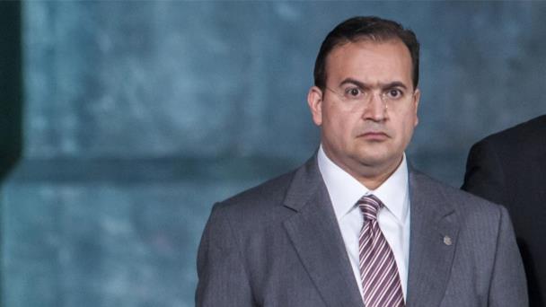 Duarte vendió casa en EU a su tío en 10 dólares, según documentos