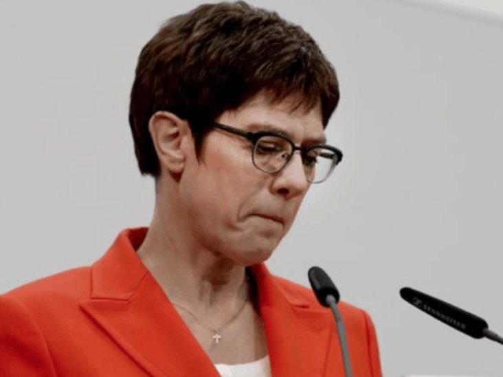 Renuncia Sucesora De Merkel Tras Polémica Sobre Ultraderecha