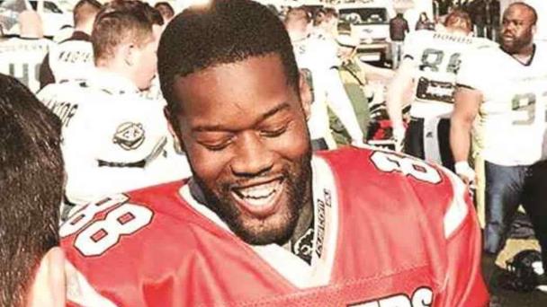 Aprovecha Anthony Benson apoyo de compañeros en NL