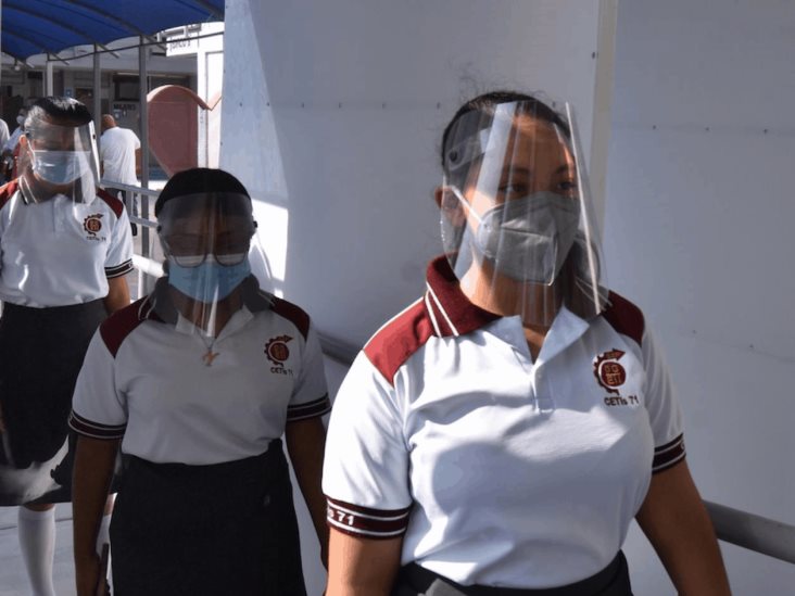 Gestiona CETIS 71 talleres presenciales