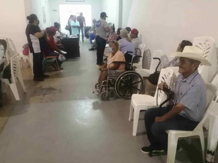 Invitan a trámite de tarjeta INSEN