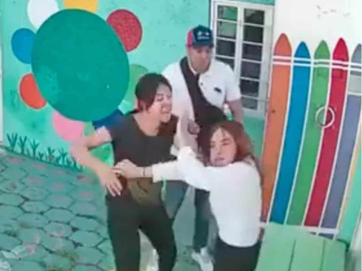 Padres De Alumno Agreden A Maestra