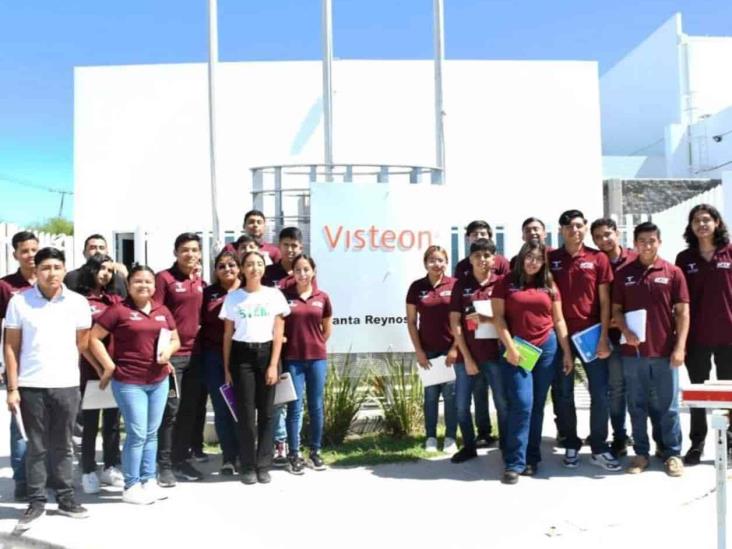 Visteon Reynosa es visitada por alumnos